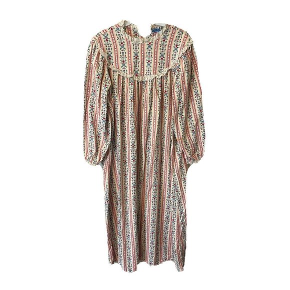 Lanz Of Salzburg | Intimates & Sleepwear | Vintage Lanz Of Salzburg ...